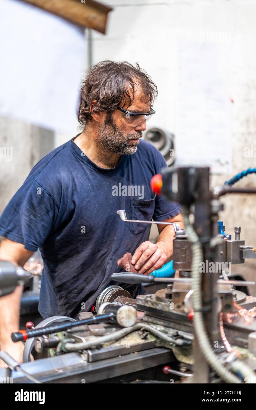 Numerical control machine hi-res stock photography and images - Alamy