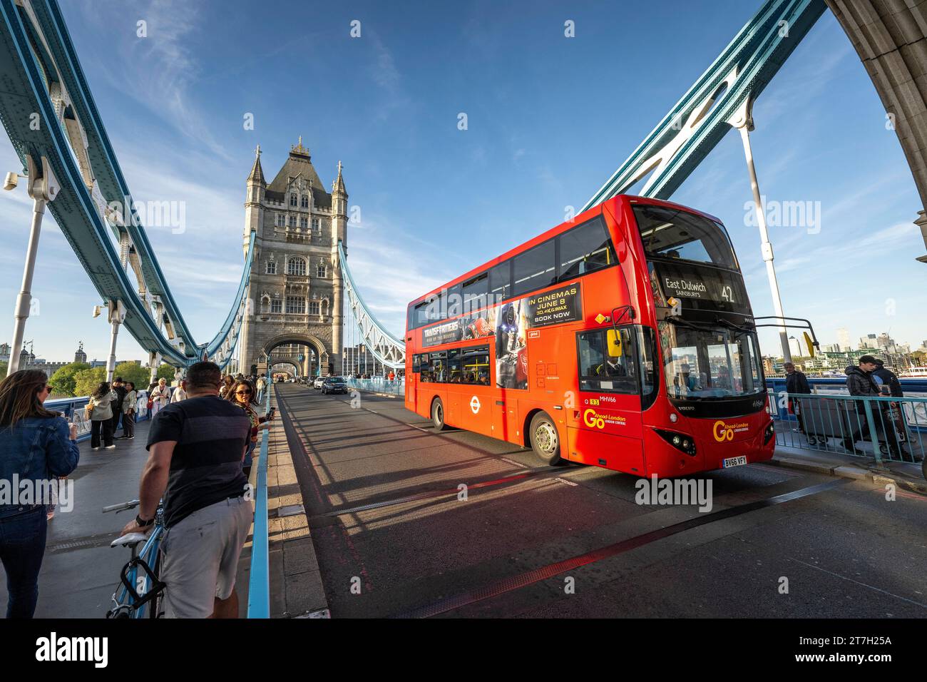 British urban attraction double decker double decker red bus hi-res stock photography and images ...