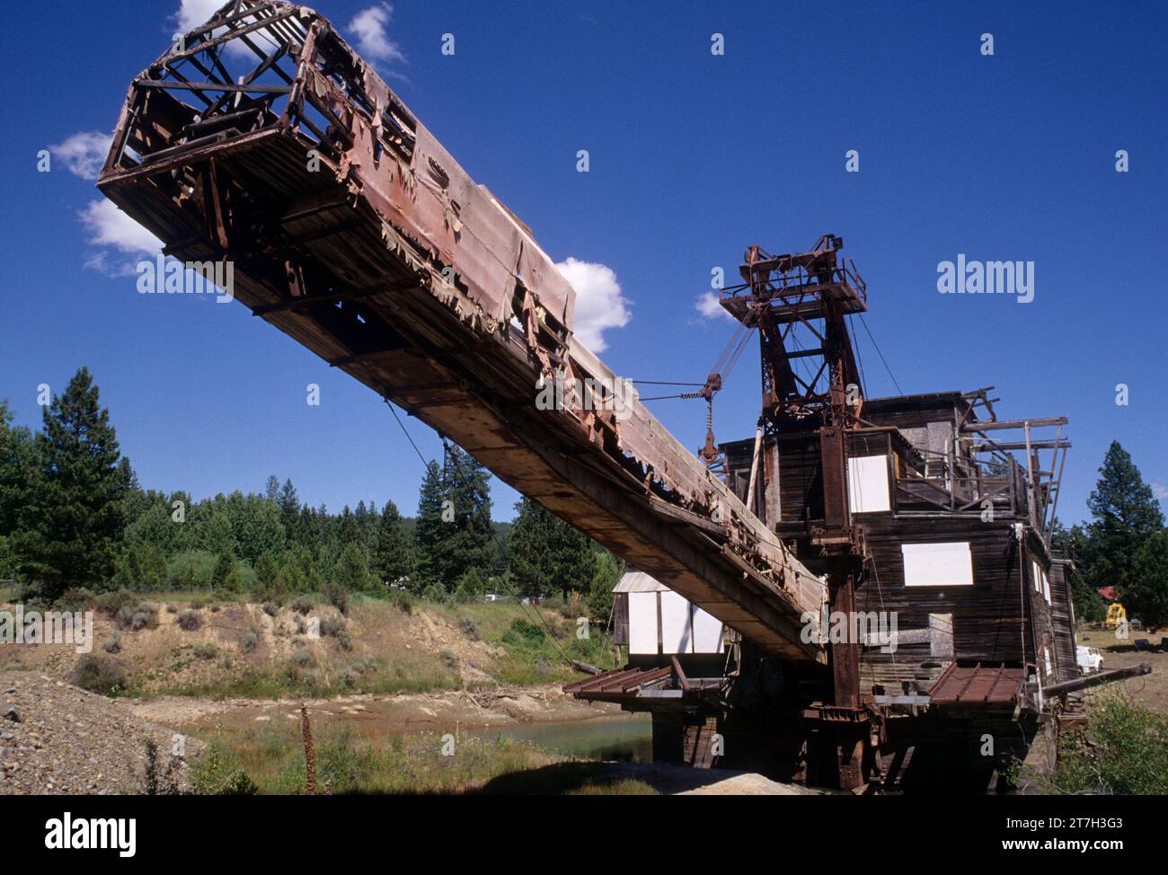 Sumpter dredge (before restoration), Sumpter Valley Dredge State Park ...