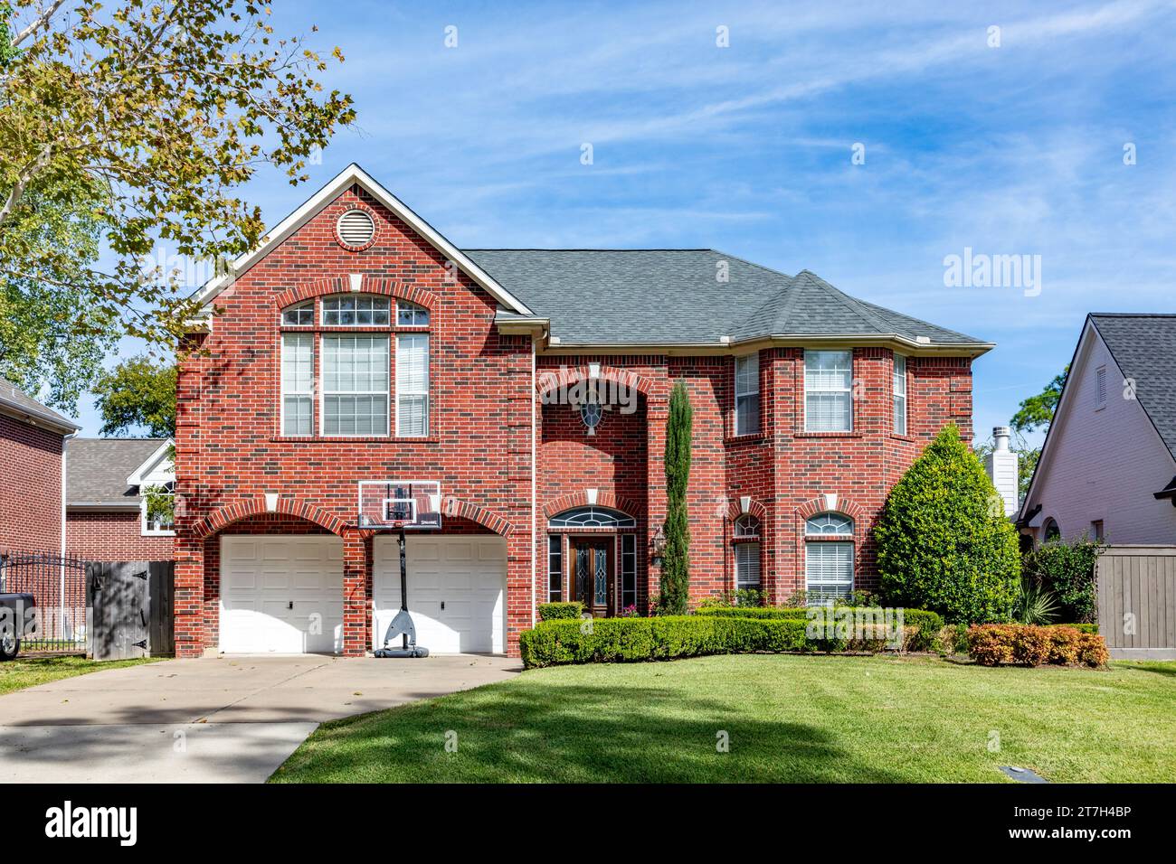 old historic brick houses in suburban area of Houston, a preferred ...