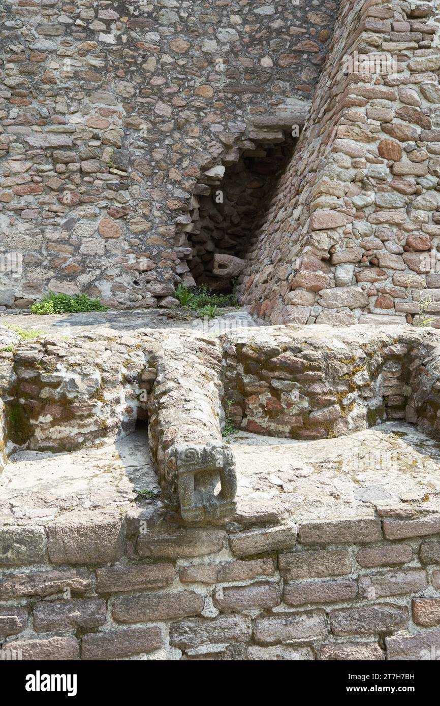 The pyramid of Tenayuca, the best-preserved Aztec temple Stock Photo ...