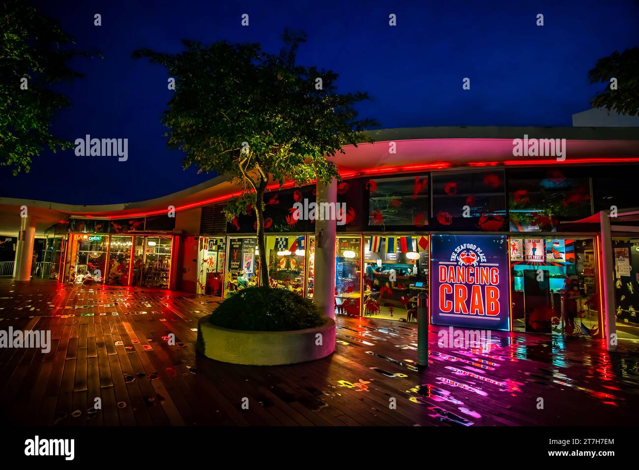 Singapore sentosa island famous mall hi-res stock photography and ...