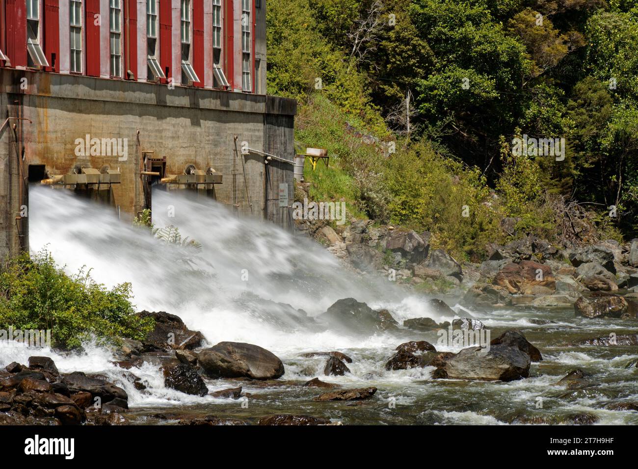 Cobb Power Station, Hydroelectric power generator in the Cobb Valley ...