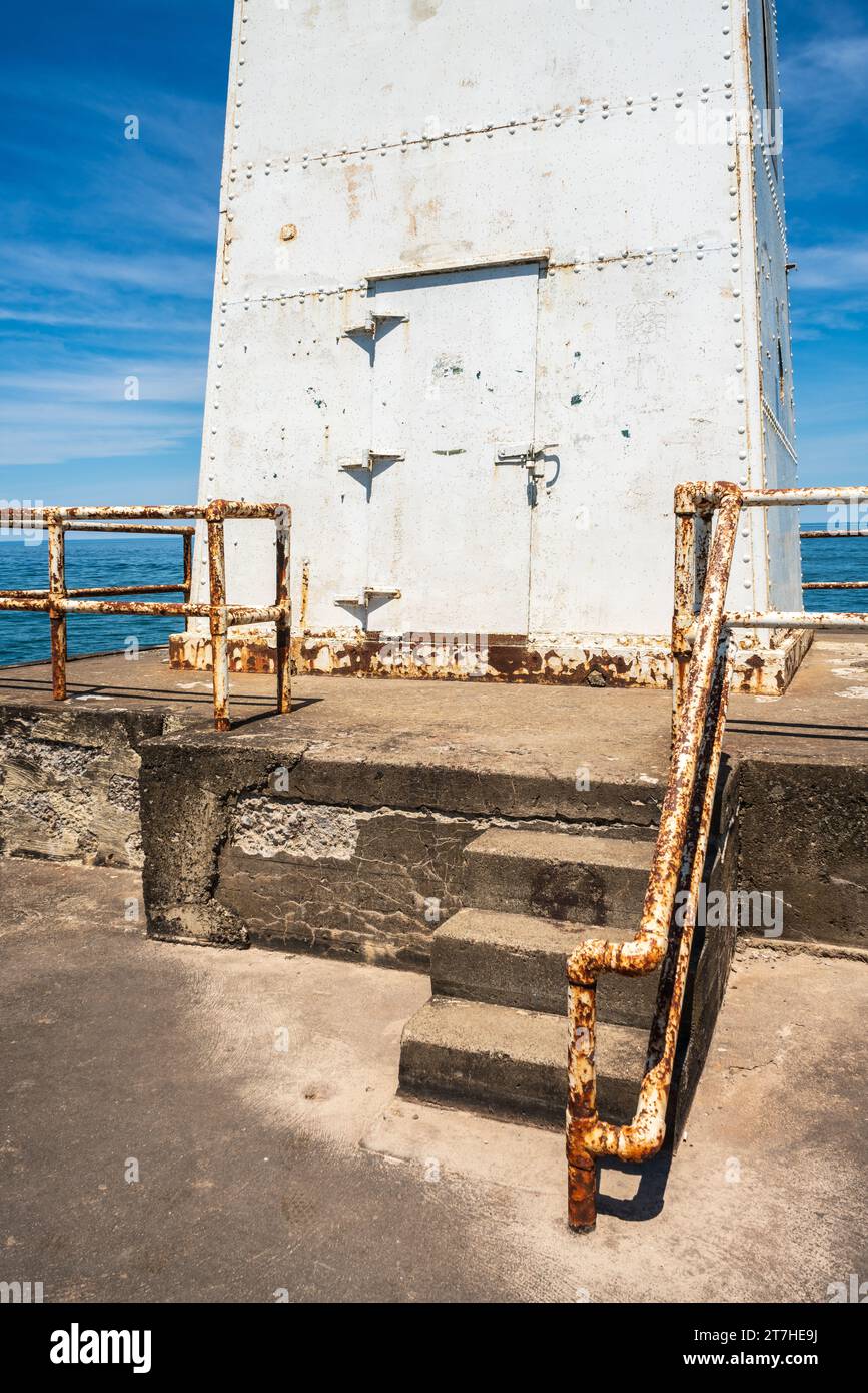 Sodus point lighthouse scenic view hi-res stock photography and images ...