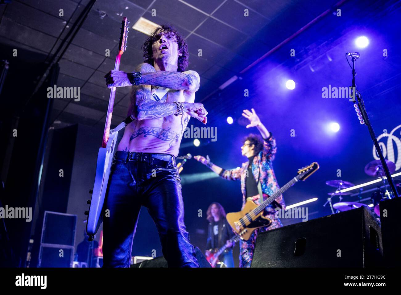 Justin Hawkins (The Darkness Stock Photo - Alamy