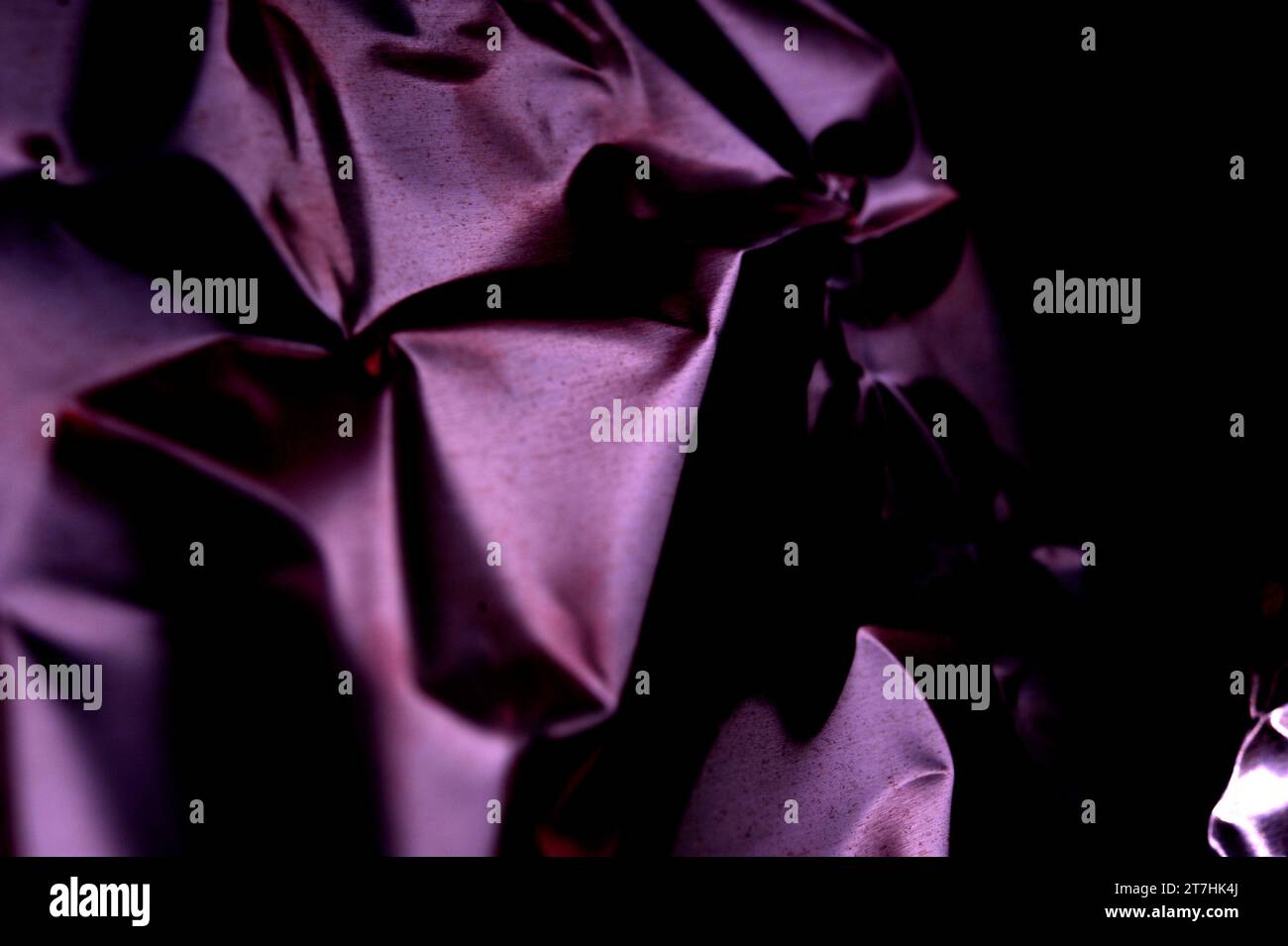Purple abstraction hi-res stock photography and images - Alamy
