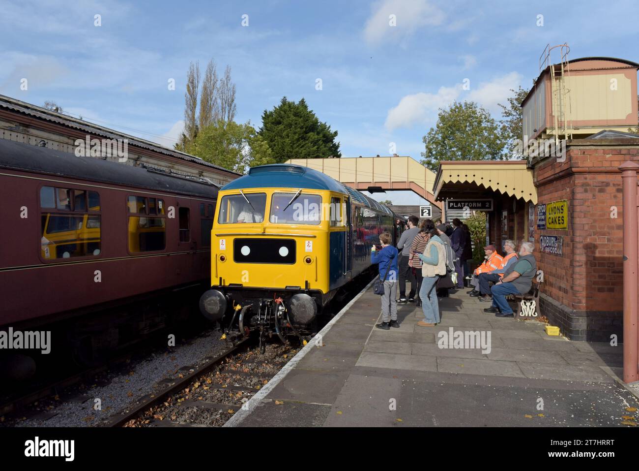 Toddington rail station hi-res stock photography and images - Alamy
