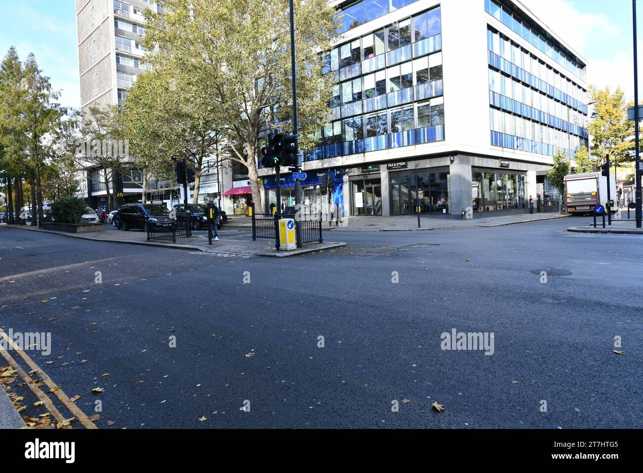 Nottinghill gate london hi-res stock photography and images - Alamy