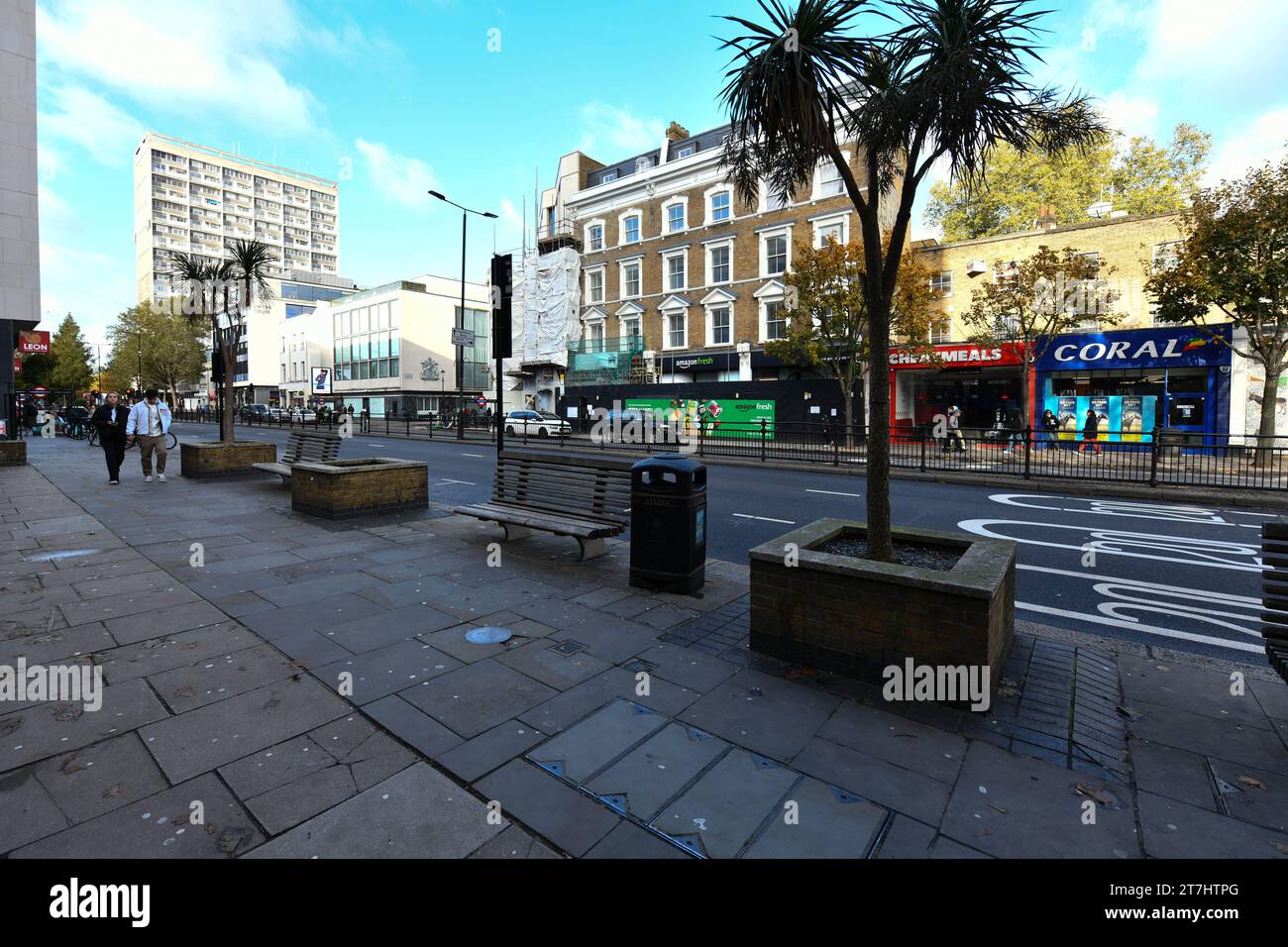 Nottinghill gate london hi-res stock photography and images - Alamy