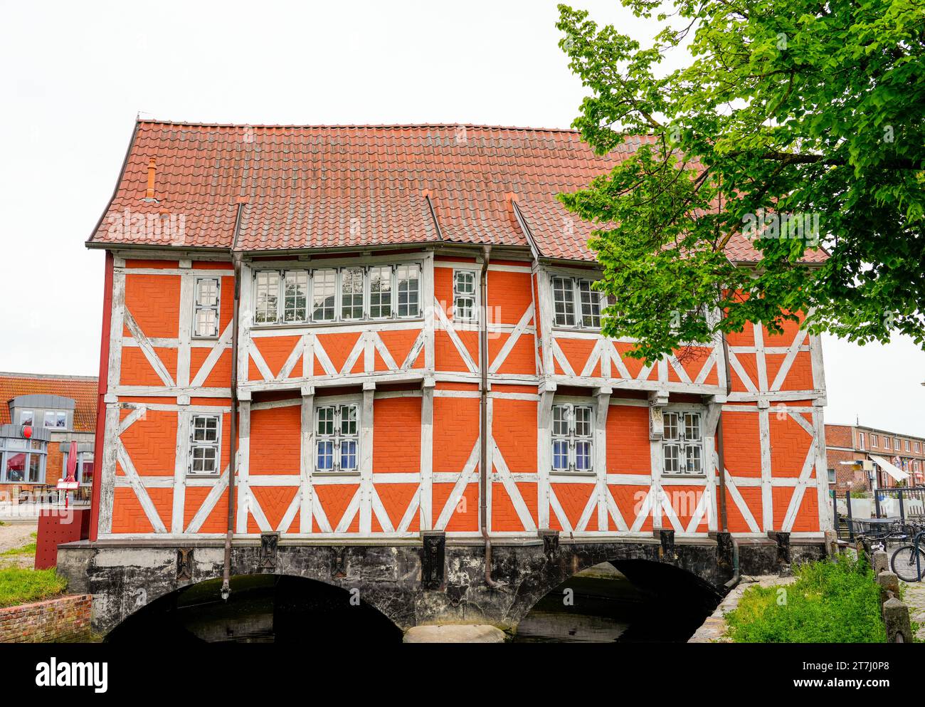 Half timbered house vault hi-res stock photography and images - Alamy