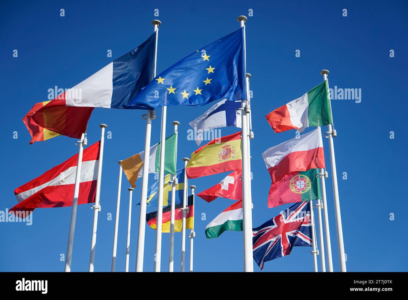 Les drapeaux europeens hi-res stock photography and images - Alamy
