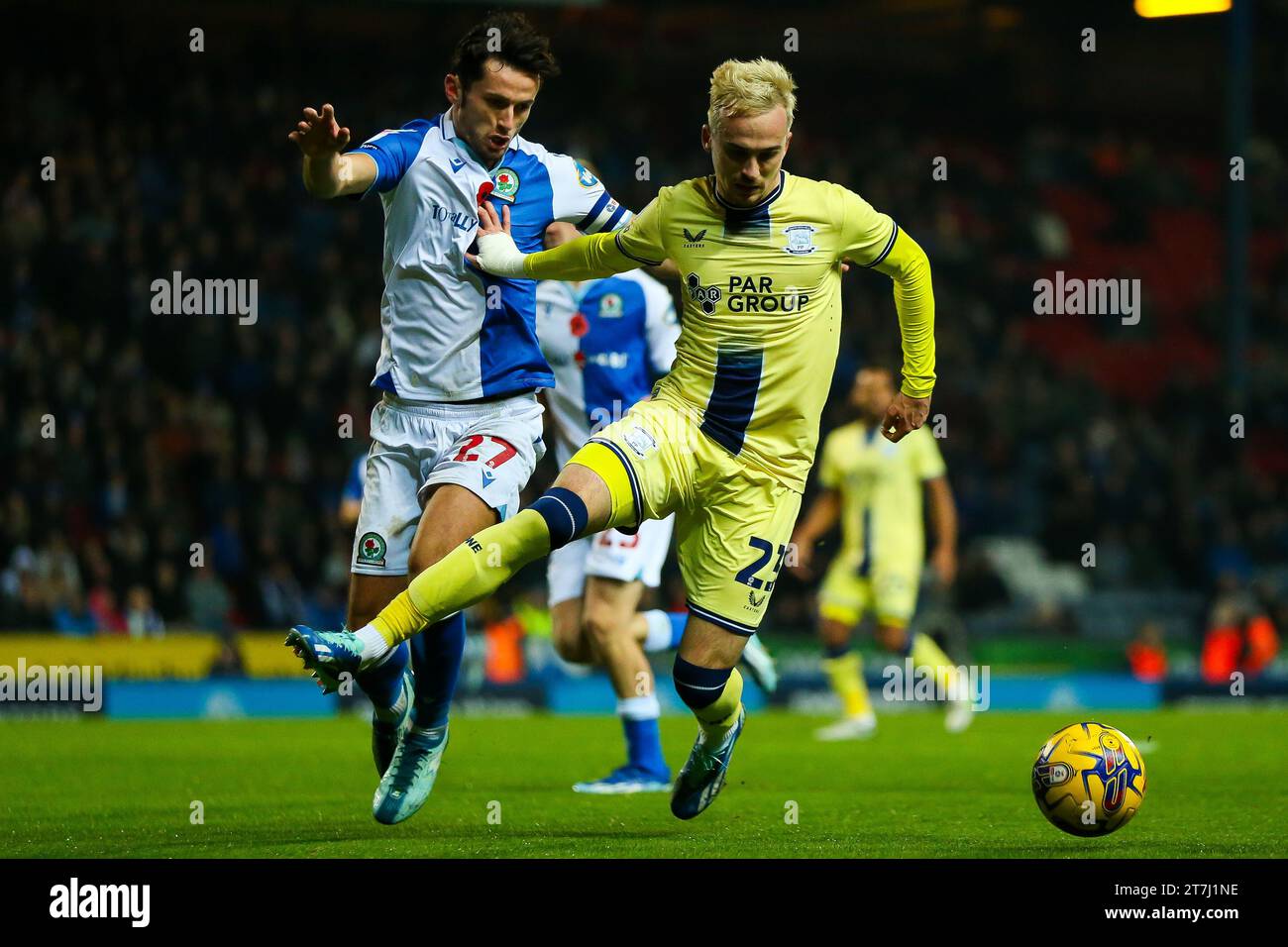 Blackburn Rovers' Lewis Travis and Preston North End's Liam Millar ...