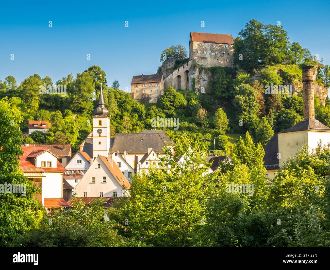 View of Pottenstein Castle in Bavaria Stock Photo - Alamy