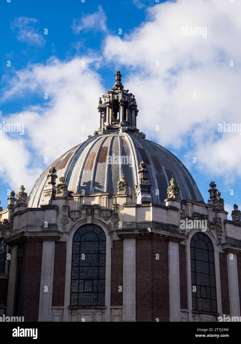 Eton school library hi-res stock photography and images - Alamy