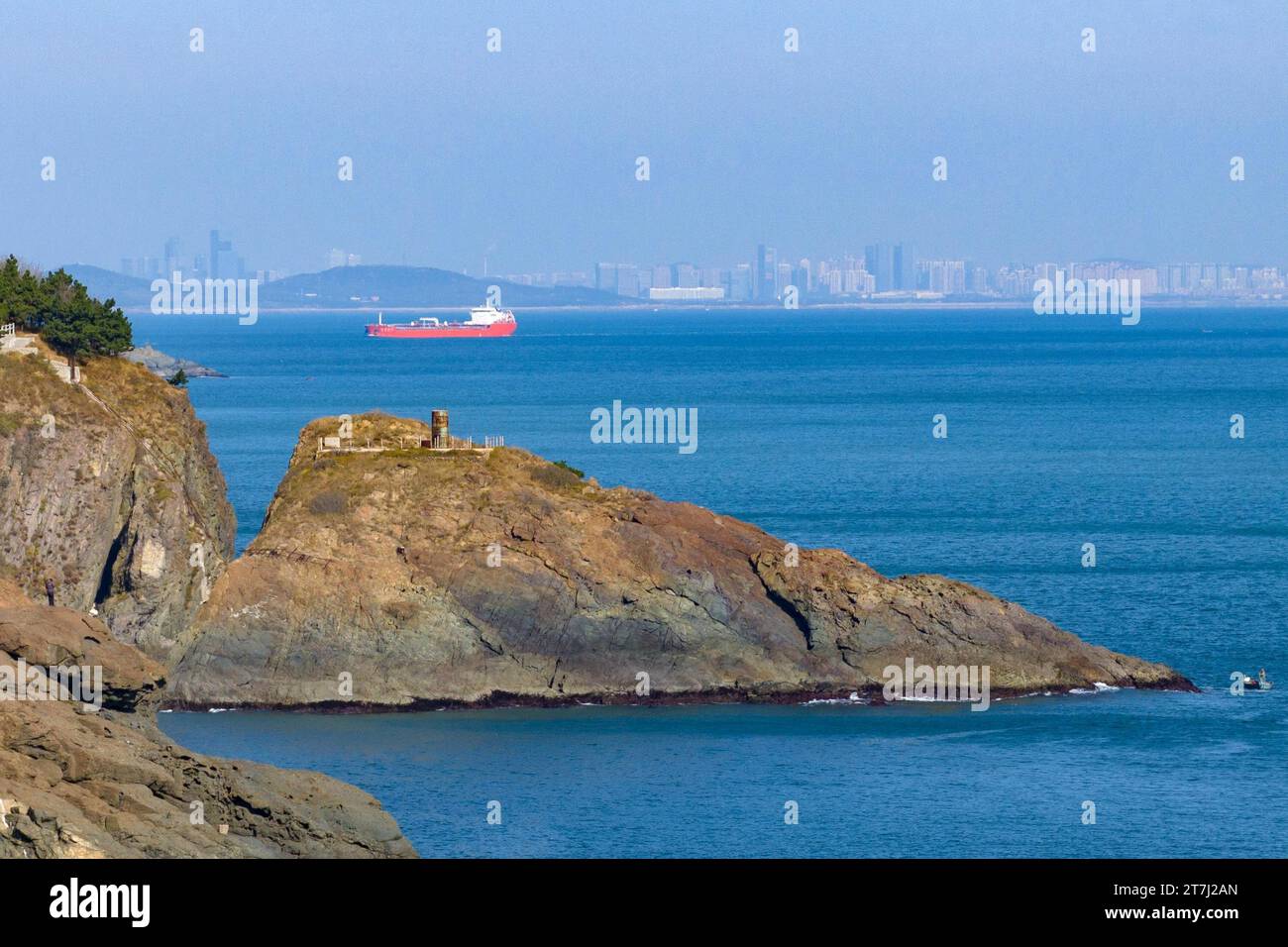 Aerial photo shows the early winter scenery of Lingshan Island in ...