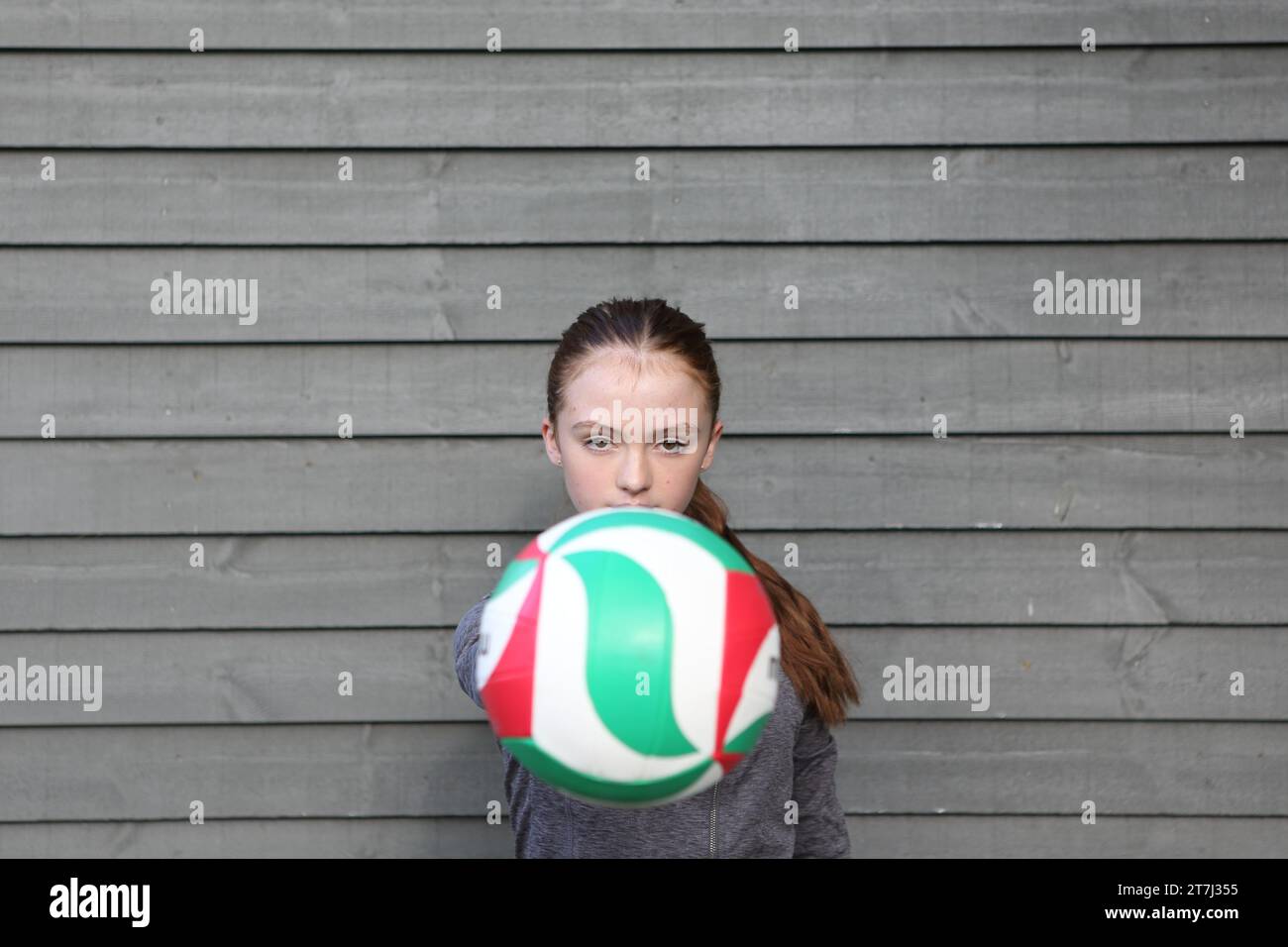 Teenage volleyball player hi-res stock photography and images - Alamy