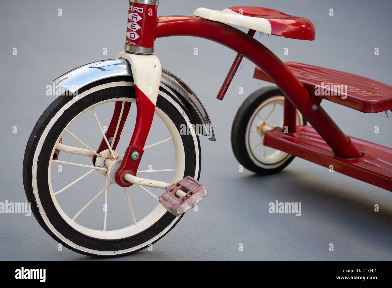 Vintage red tricycle hi-res stock photography and images - Alamy