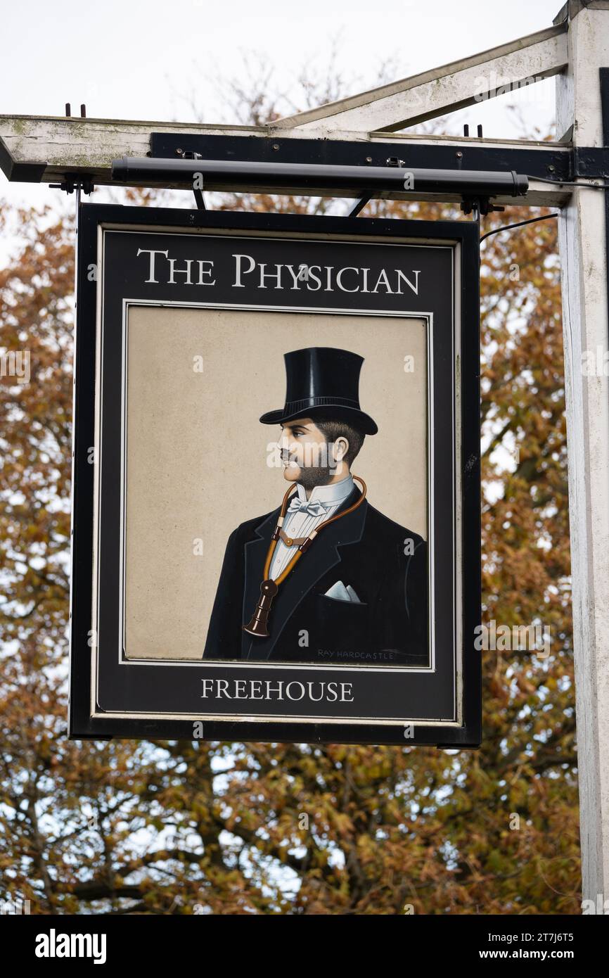 Birmingham road signs hi-res stock photography and images - Alamy