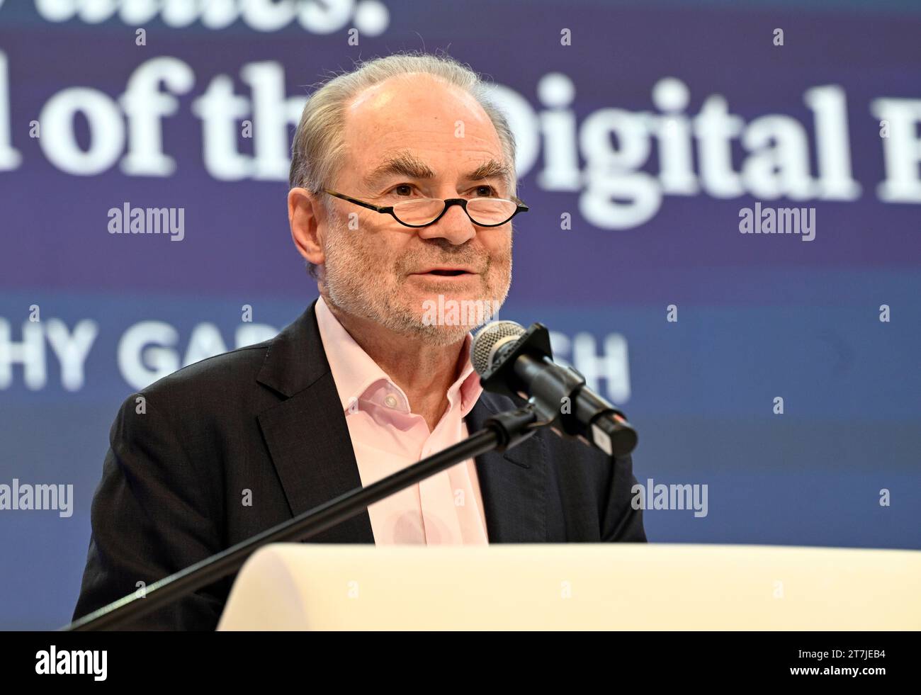 Prague, Czech Republic. 16th Nov, 2023. Oxford University professor ...