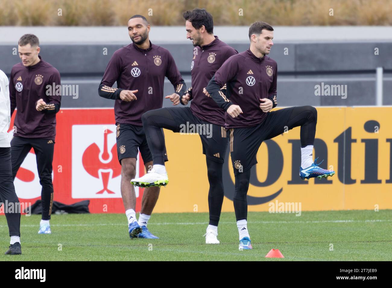 16 November 2023, Hesse, Frankfurt/Main: Soccer: National team, before ...