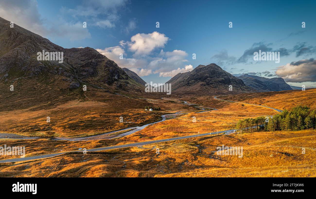 Glencoe and Lagangarbh Hut from Benin a'Chrulaiste, Scotland Stock ...