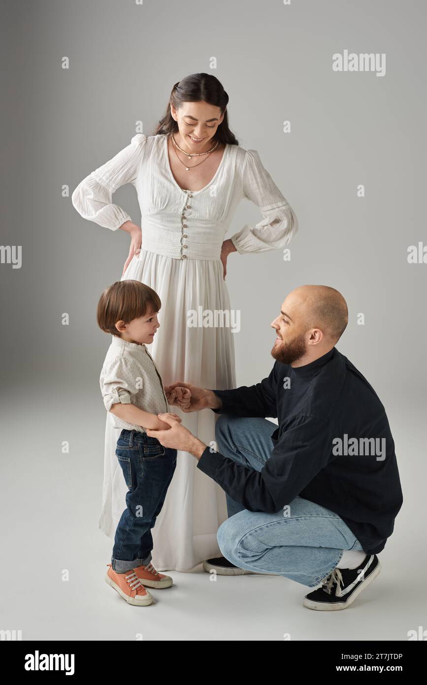 Squatted down hi-res stock photography and images - Alamy