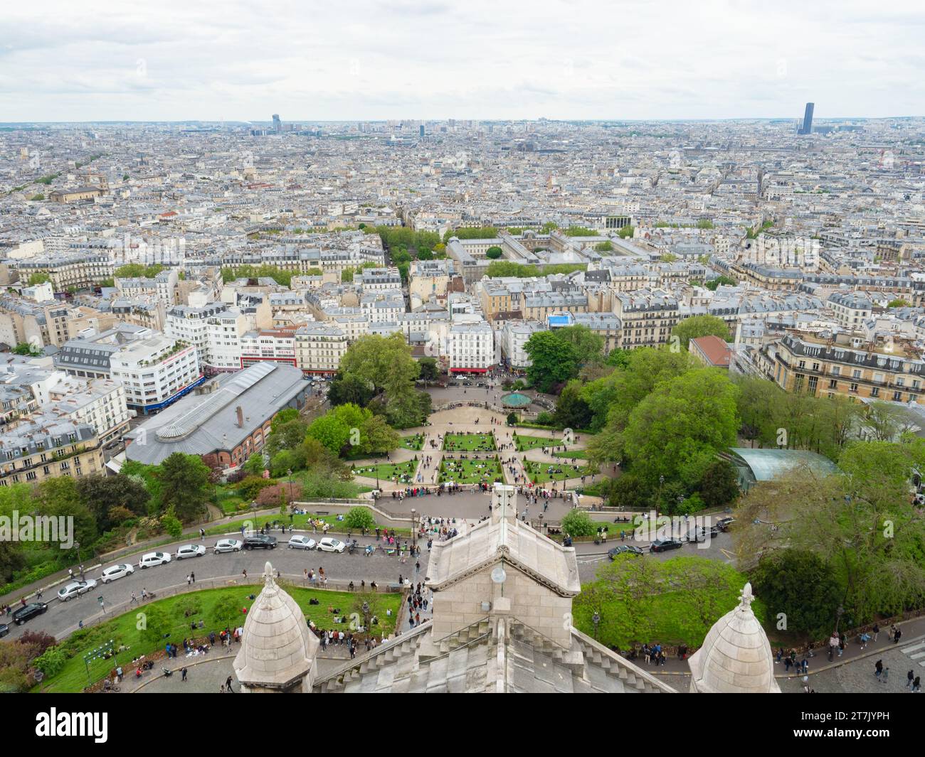 Paris, France - May 8th 2023: View over the gardens in front of Sacre ...