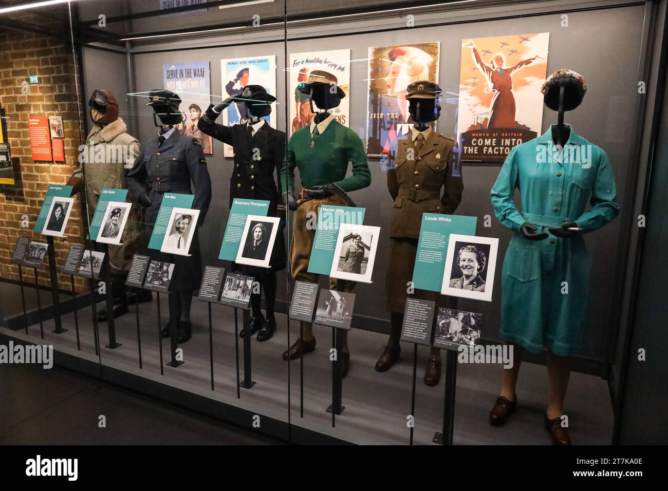 Profiles and uniforms of British women who served in the Military and ...