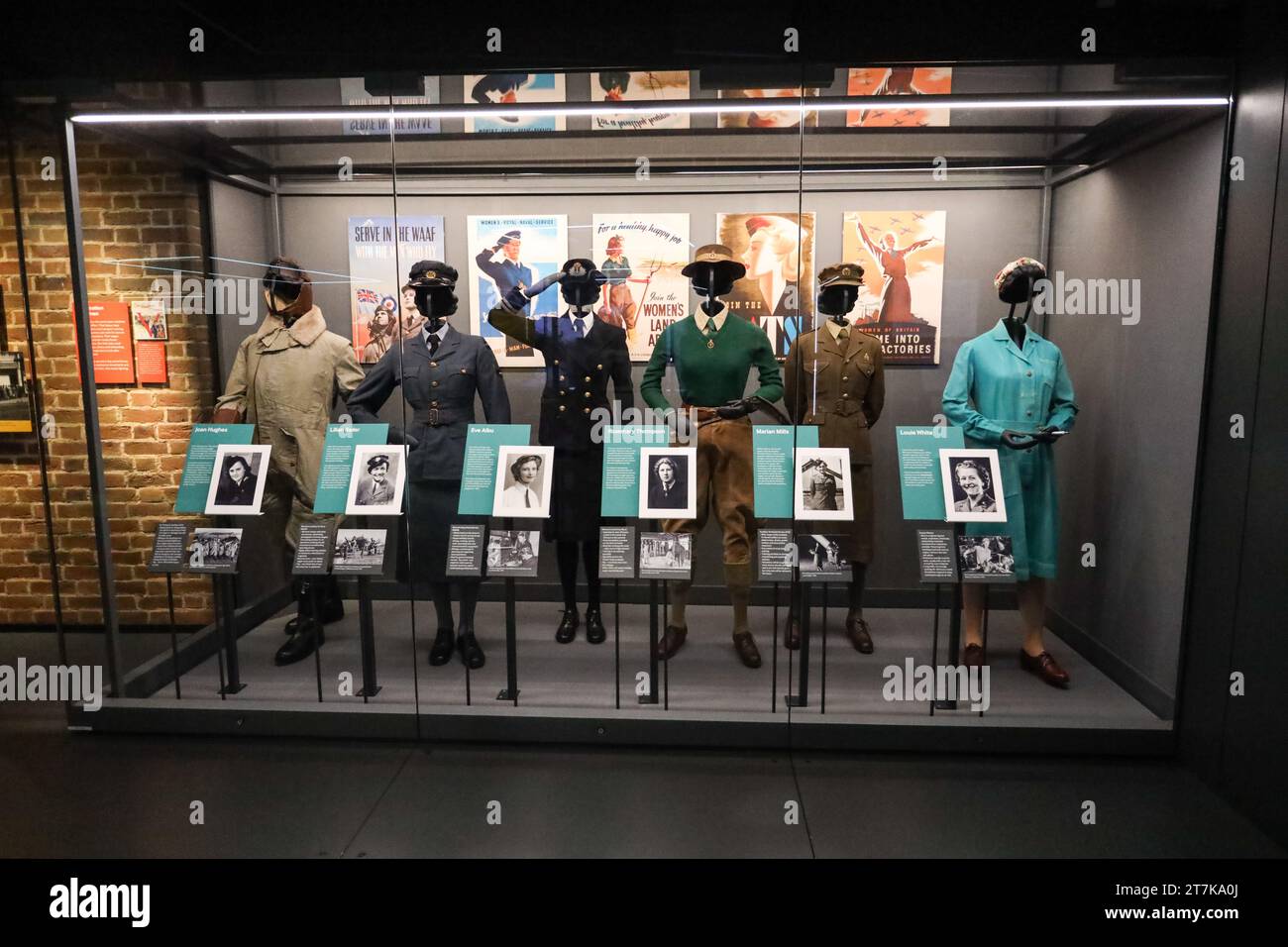 Profiles and uniforms of British women who served in the Military and ...