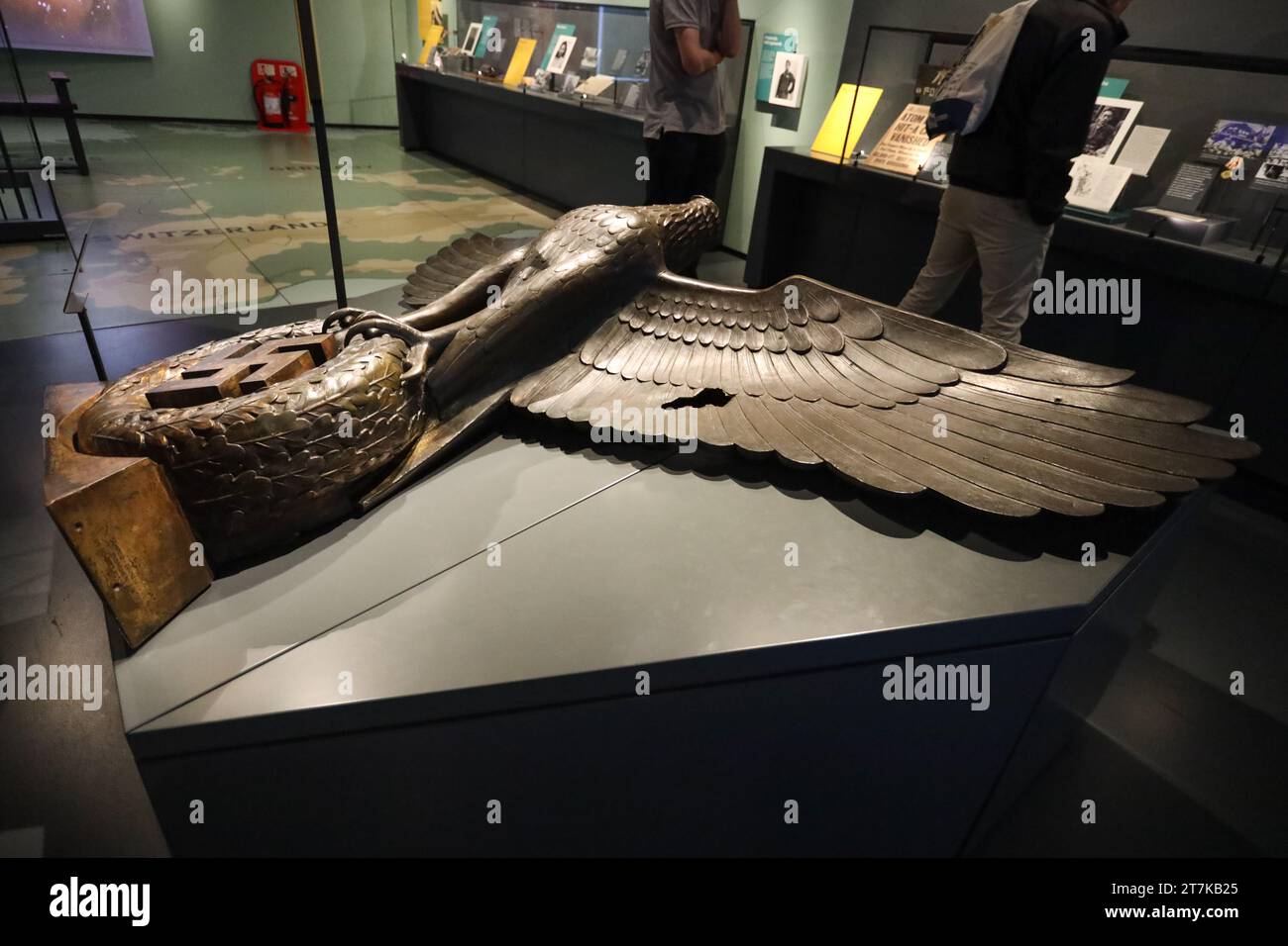 Nazi eagle symbol hi-res stock photography and images - Alamy