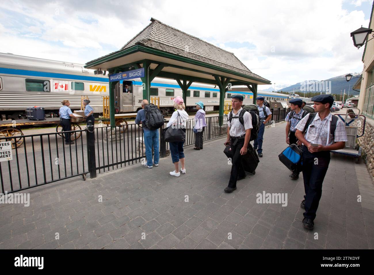 Via rail canadian toronto hi-res stock photography and images - Alamy