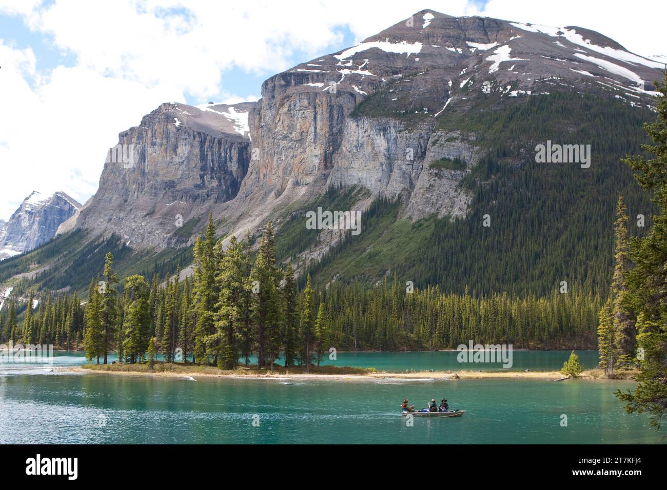 SPIRIT ISLAND ALBERTA CANADA Stock Photo - Alamy