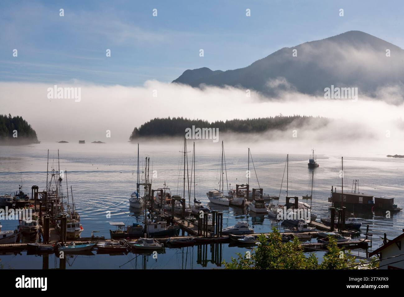 Port de tofino hi-res stock photography and images - Alamy