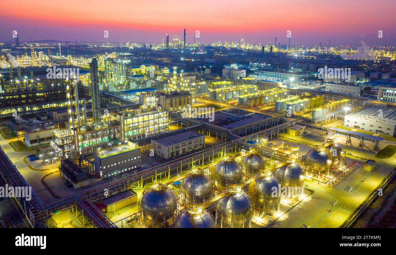 Petrochemical industry china hi-res stock photography and images - Alamy
