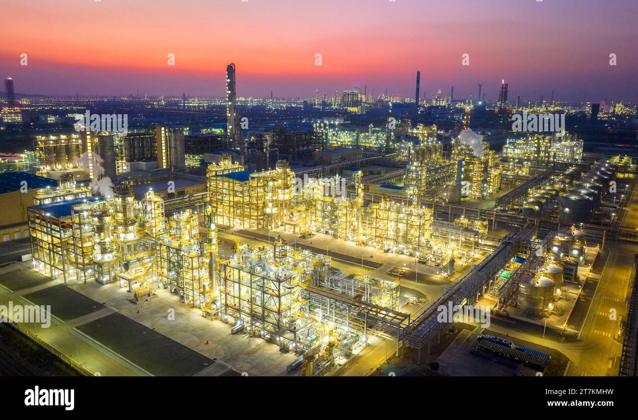 Petrochemical base hi-res stock photography and images - Alamy