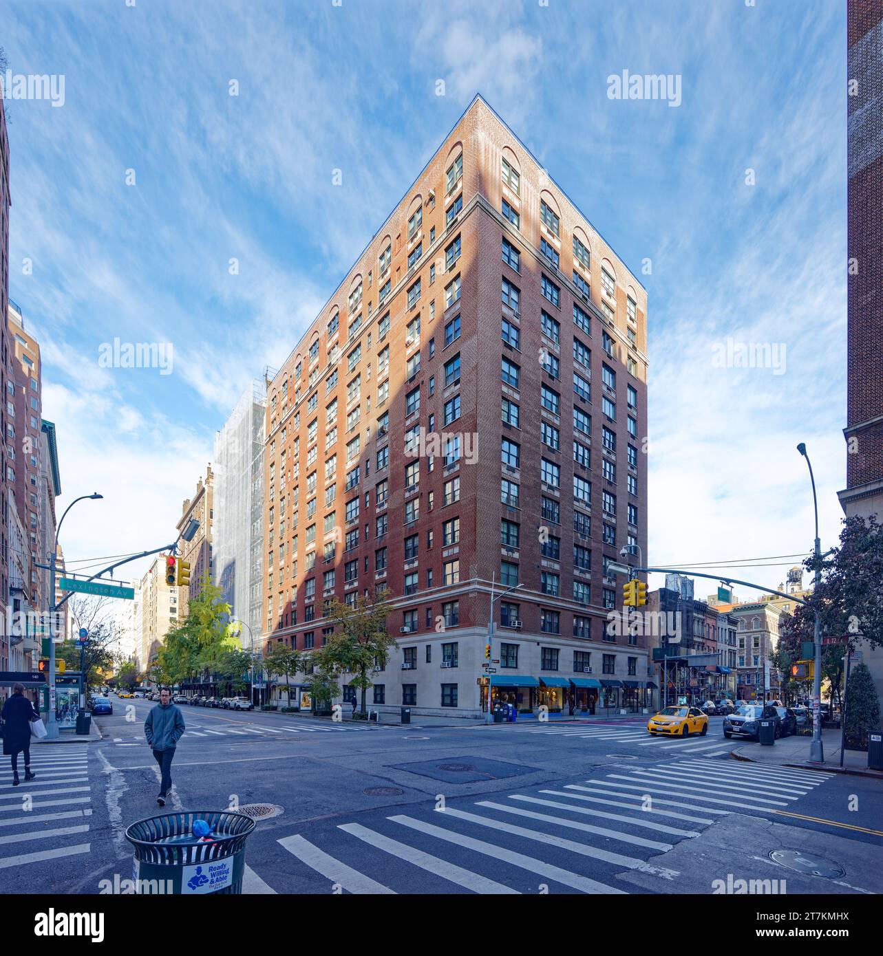 125 East 72nd Street, a Colonial Revival apartment building of brick ...