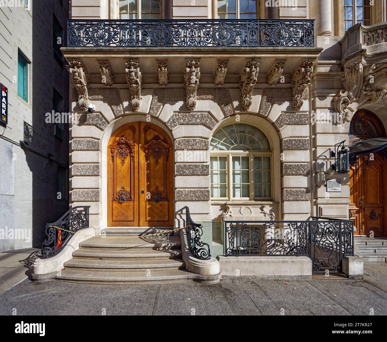 7 East 72nd Street, Oliver Gould and Mary Brewster Jennings House, a ...
