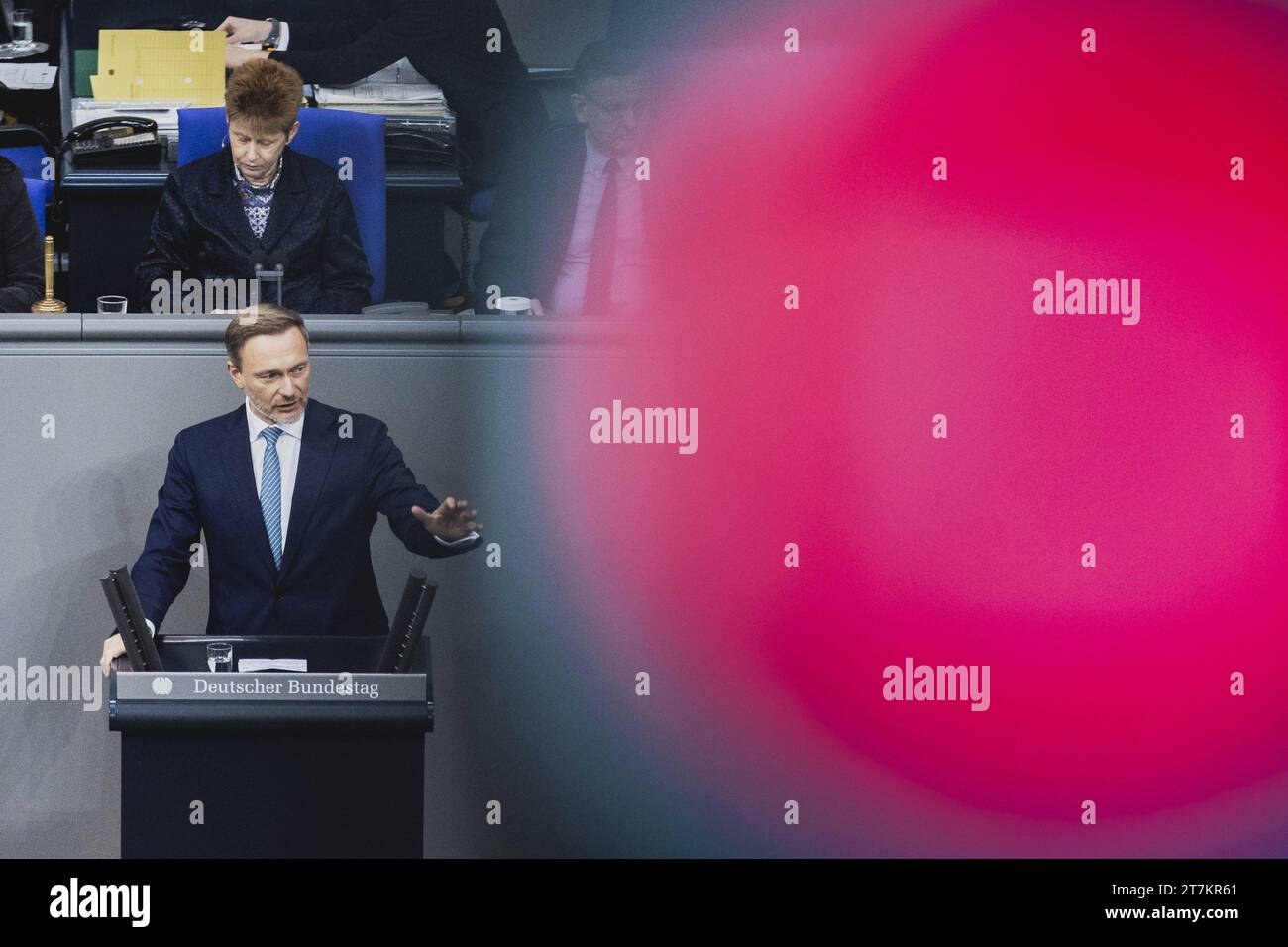 Politik politik politiker rede redner rede redner hi-res stock ...