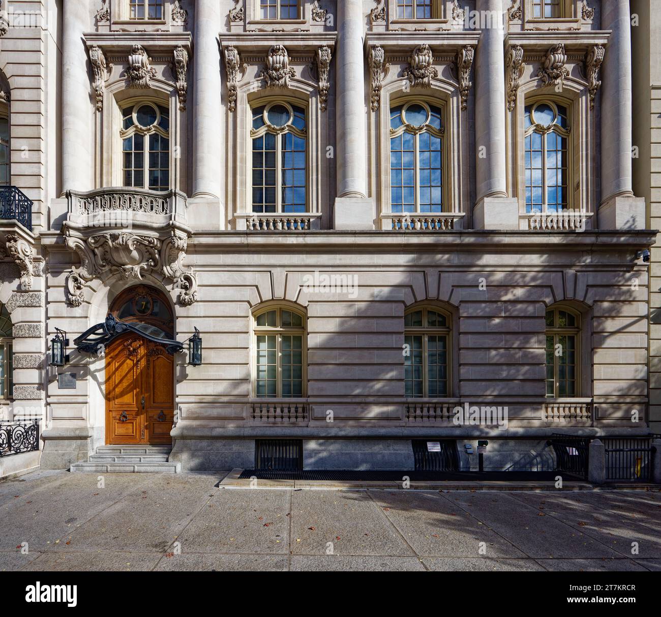 9 East 72nd Street, Henry T. and Jessie Sloane House, a Beaux Arts ...