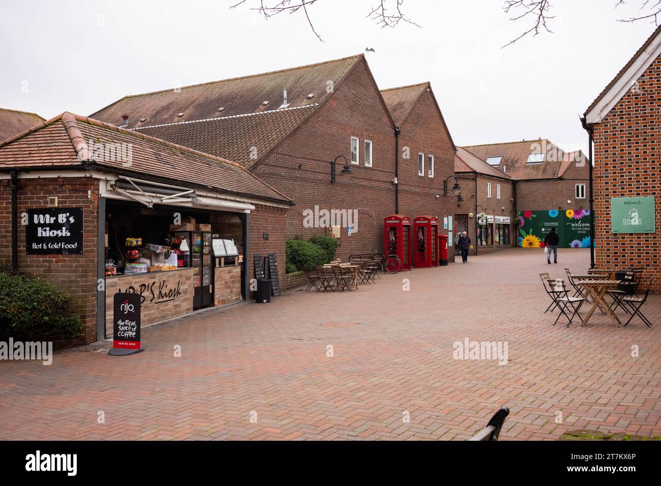 Outdoor shopping essex hi-res stock photography and images - Alamy