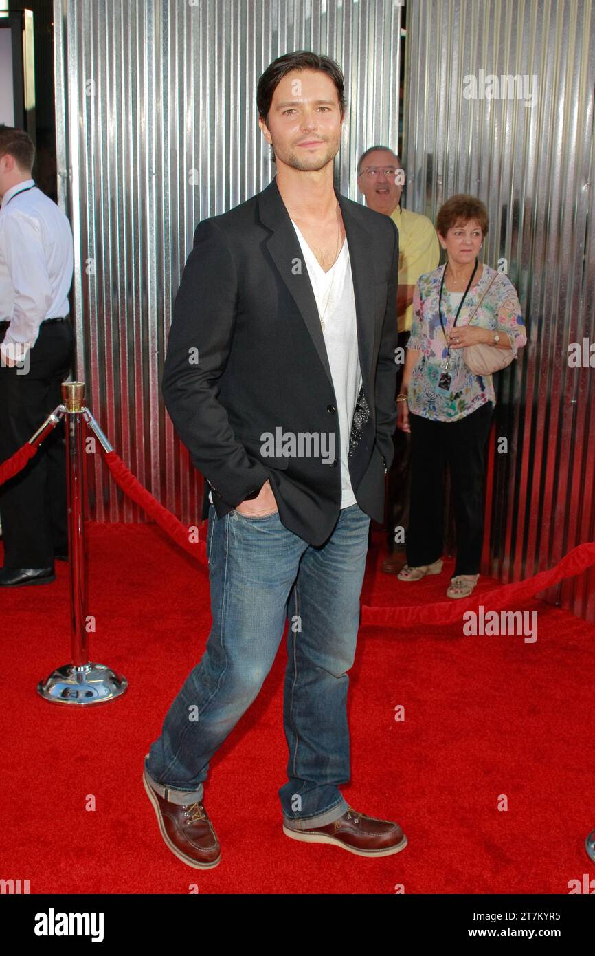 Jason Behr at the World Premiere of DreamWorks Pictures' "Real Steel ...