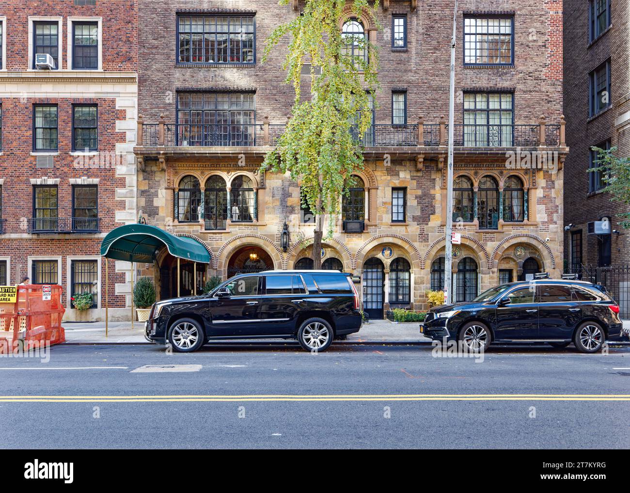 160 East 72nd Street, an Italian Renaissance Revival apartment building ...