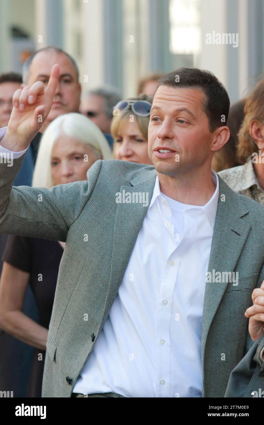 Jon Cryer at the Hollywood Chamber of Commerce ceremony to honor Jon ...