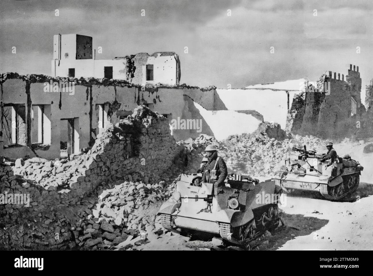 Advance British armoured forces enter Fort Capuzzo, south of Bardia in ...