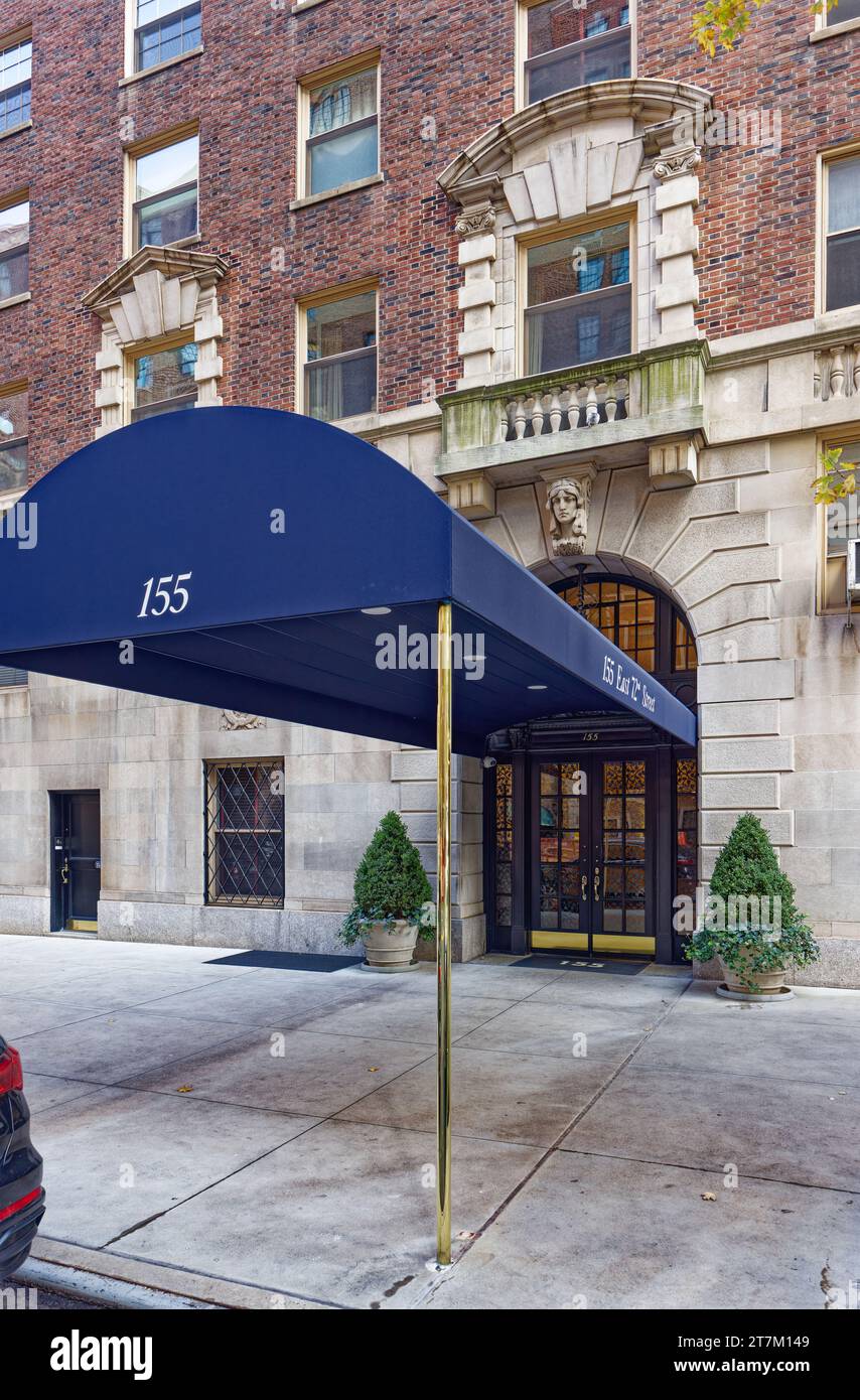 155 East 72nd Street, a Renaissance Revival apartment building of brick ...