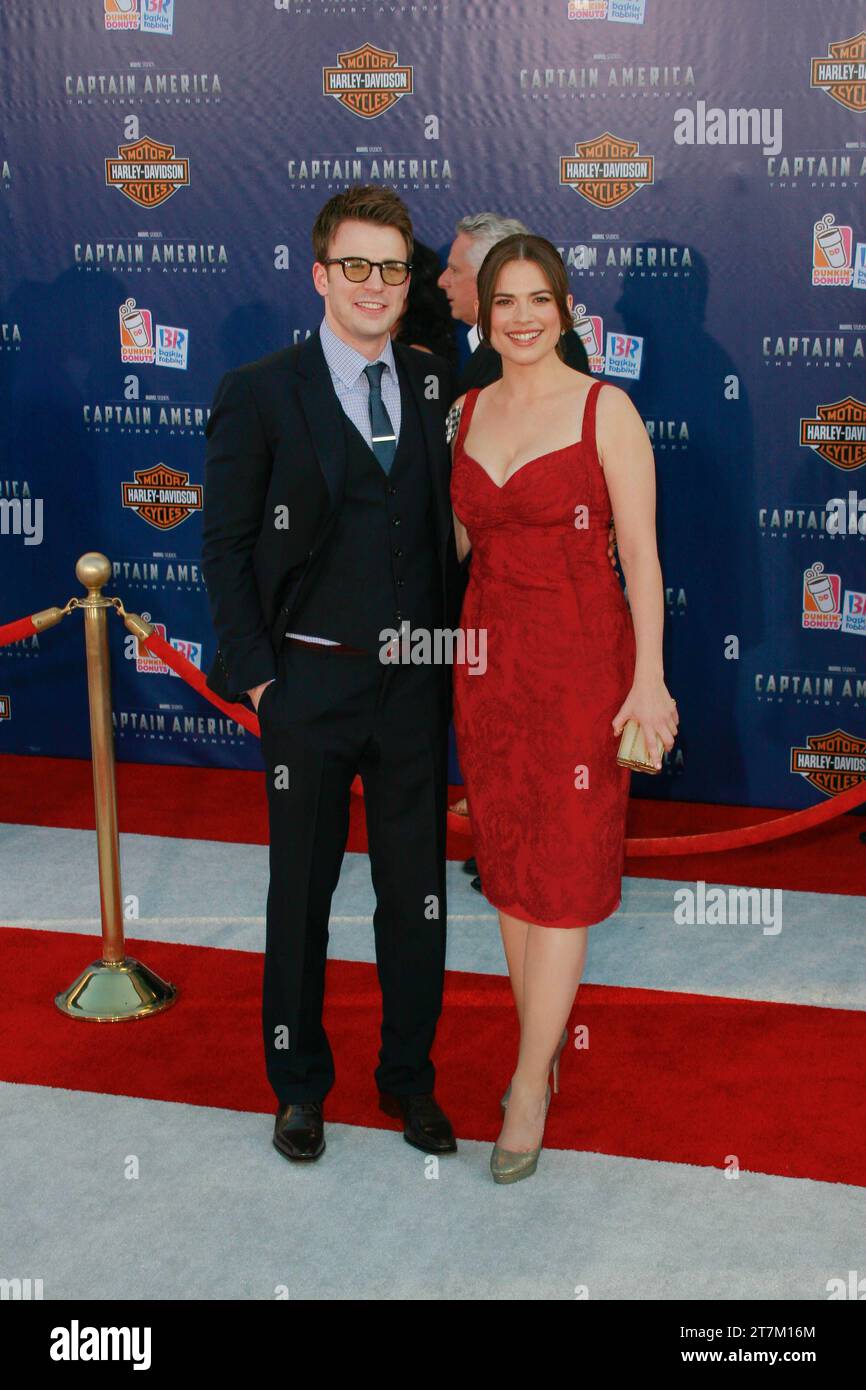 Hayley atwell chris evans hi-res stock photography and images - Alamy