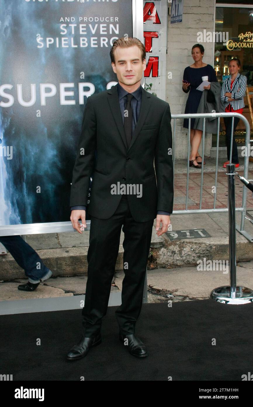 David Gallagher at the Premiere of Paramount Pictures' "Super 8 ...