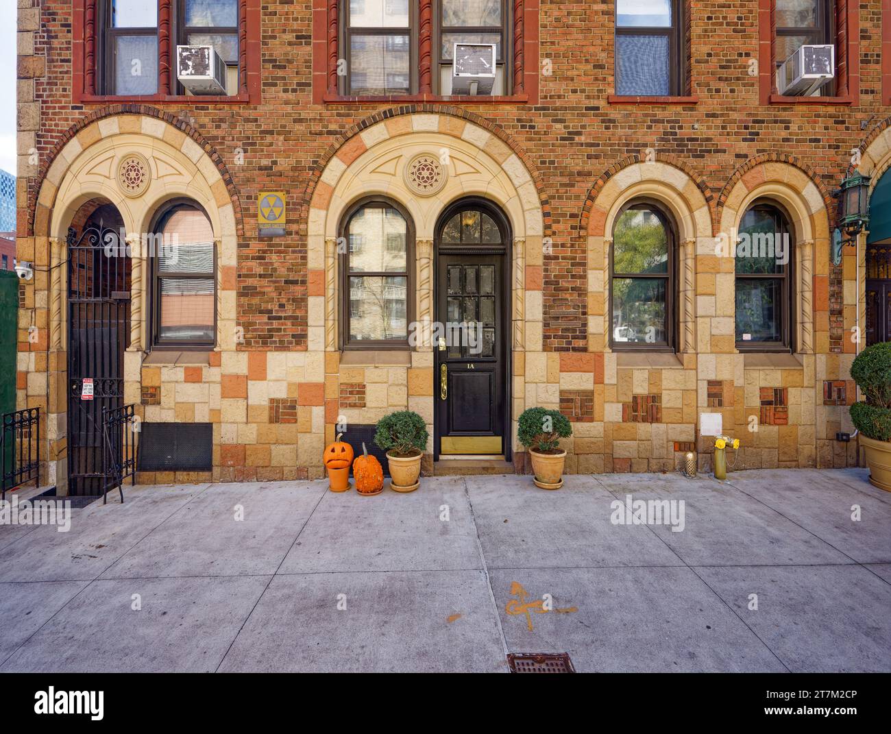 242 east 72nd street hi-res stock photography and images - Alamy
