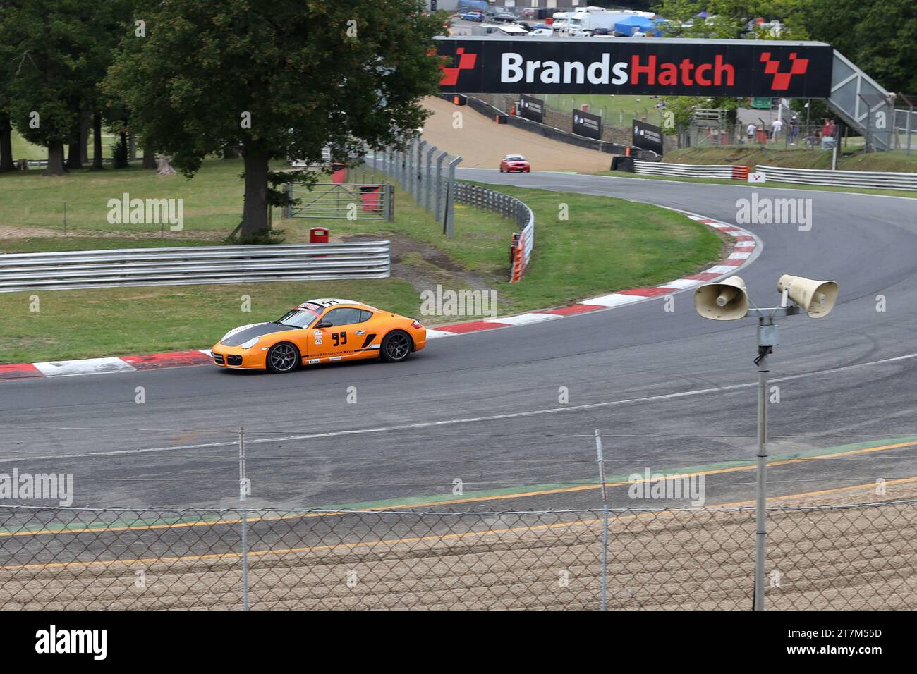 Porsche 911 racing at Bernie's V8 & Historic Outlaws car racing at ...