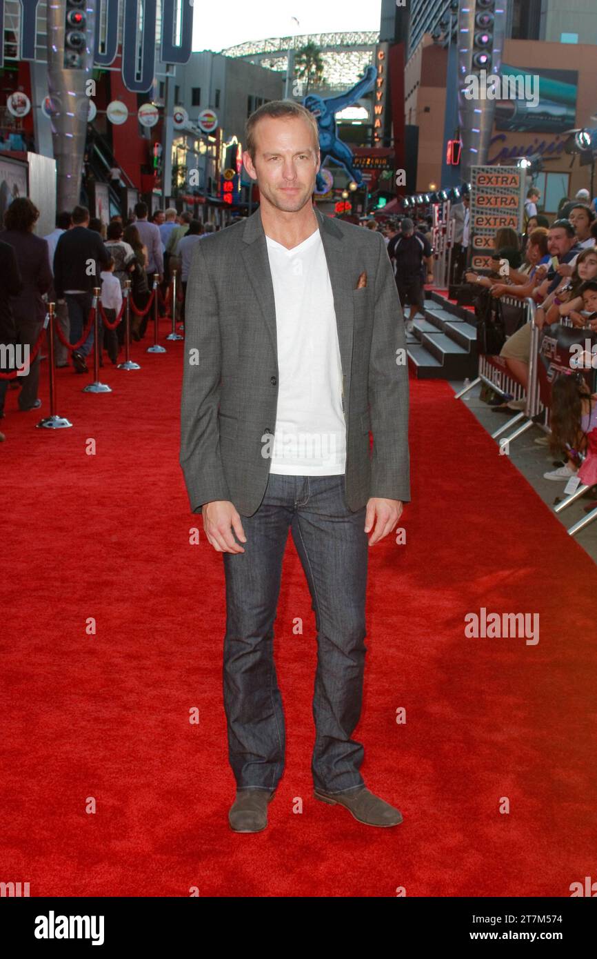 Gunner Wright at the World Premiere of DreamWorks Pictures' "Real Steel ...